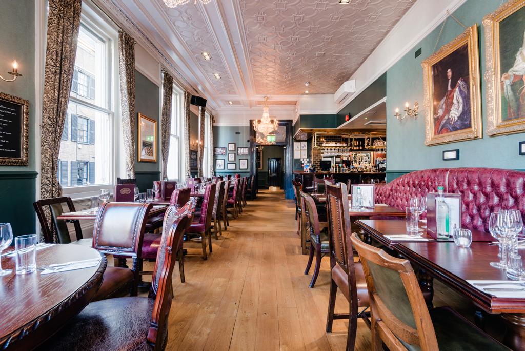 The King's Head Mayfair | London Bar Reviews | DesignMyNight
