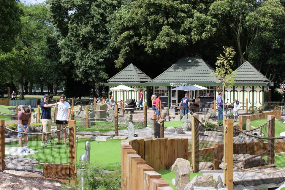 Crazy Mini Golf | London Activity Reviews | DesignMyNight