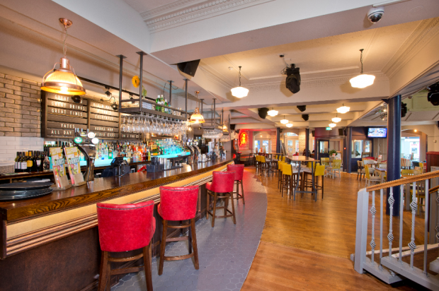 Yates: Affordable Pub In Romford | DesignMyNight
