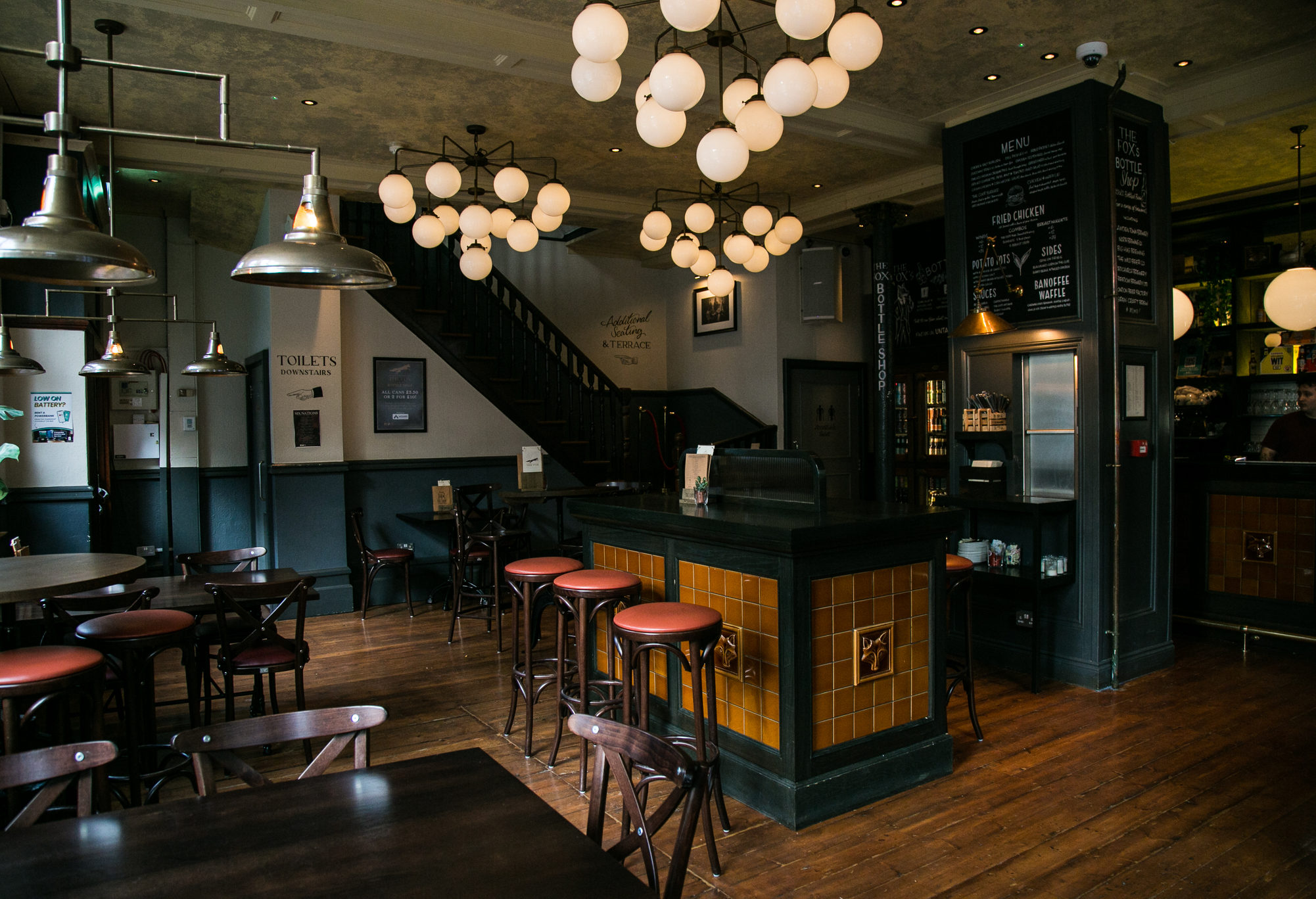 Cosy Shoreditch Pub: The Fox | DesignMyNight