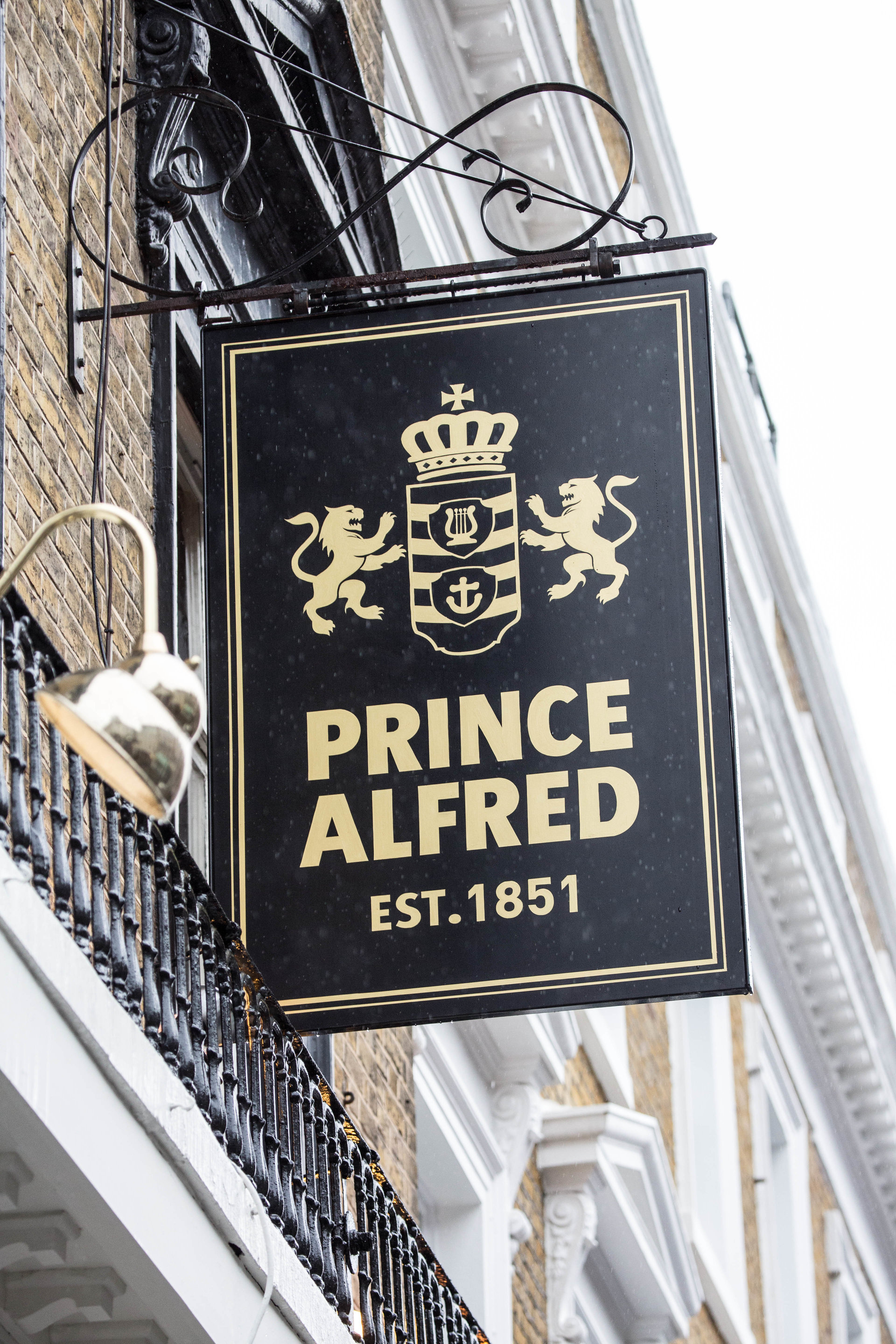 Hyde Park Pints: The Prince Alfred | London Pub Reviews | DesignMyNight