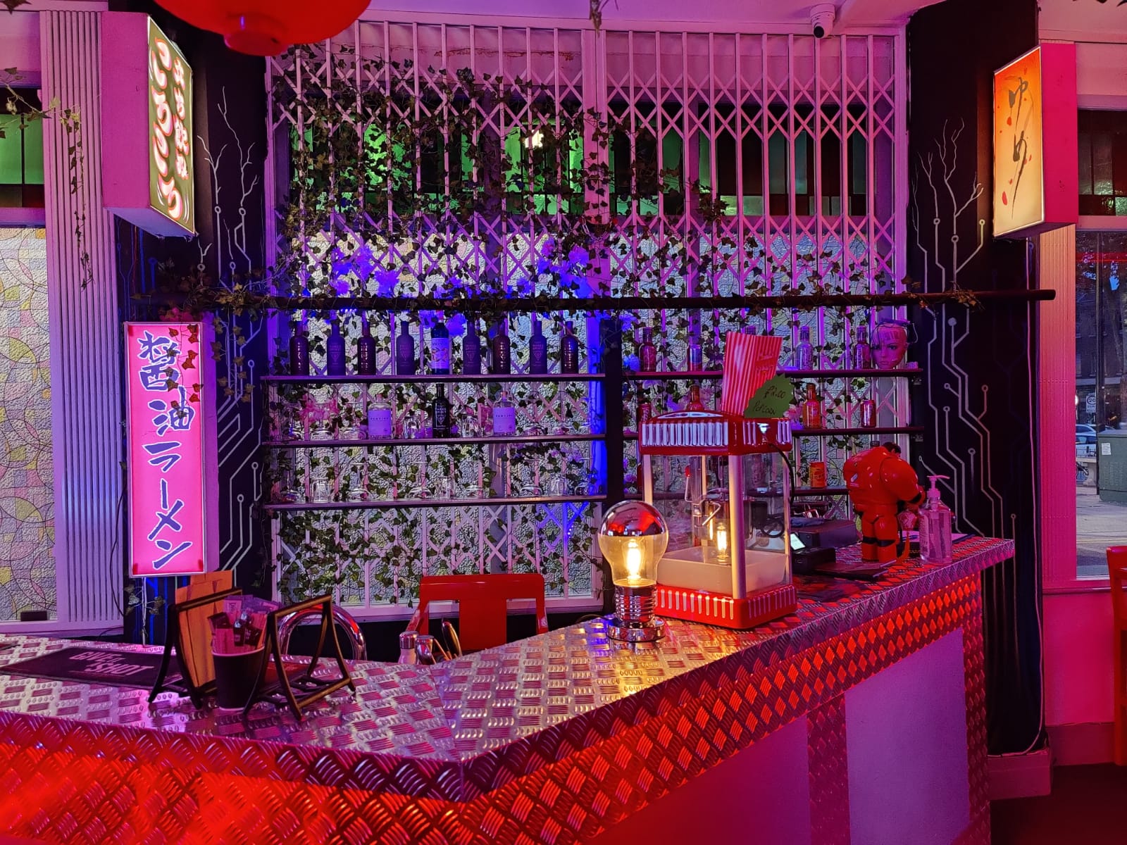 Hyper Reality - All Access Package | London Activity Reviews | DesignMyNight