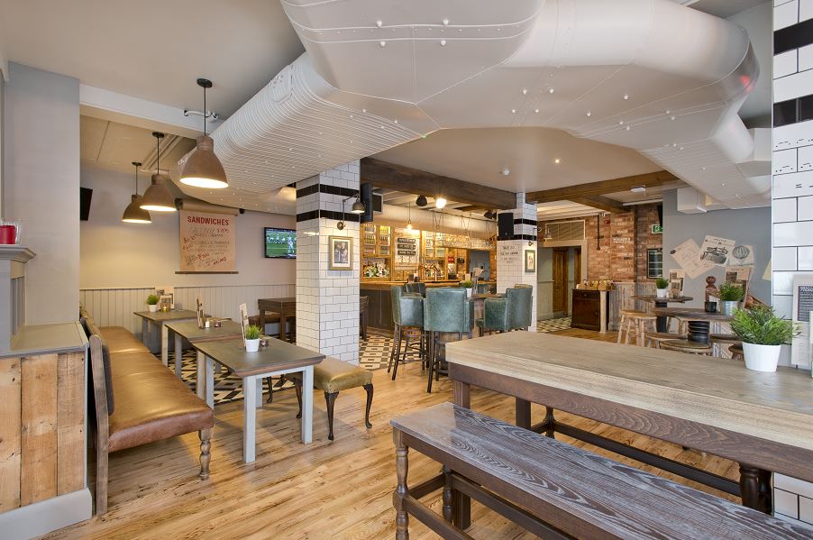 Turing Tap Oxford Road | Manchester Pub Reviews | DesignMyNight