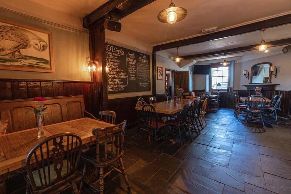 Double Locks | Exeter Pub Reviews | DesignMyNight