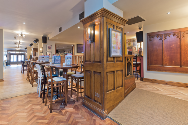 Redbridge Andover: Affordable Sports Pub | DesignMyNight