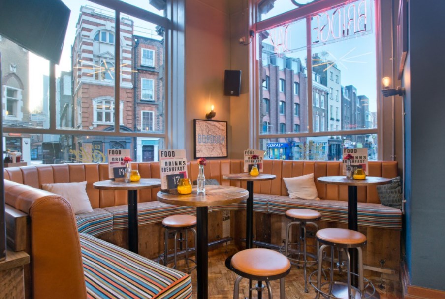 The Bridge Tap: London Bridge Sports Pub | DesignMyNight