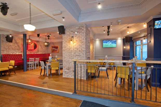 Yates: Affordable Hastings Pub | DesignMyNight