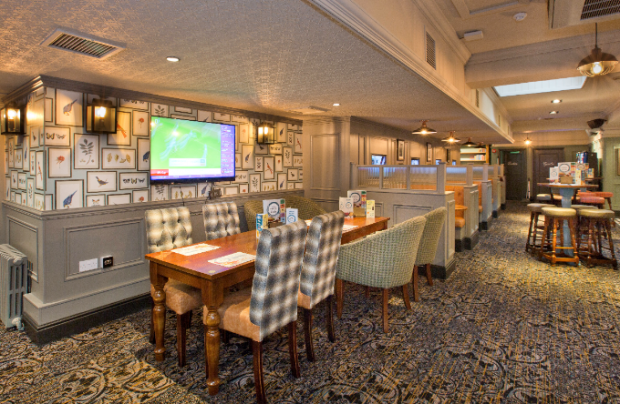 Monks Retreat: Cheap & Affordable Reading Pub | DesignMyNight