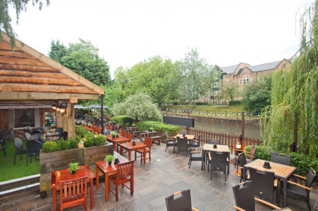The Waterside Inn Ware: Riverside Pub | DesignMyNight