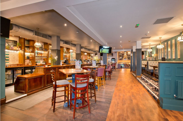 The Caledonian Inverness: Great Scottish Pub | DesignMyNight