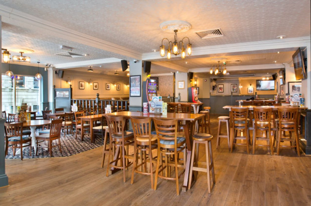 Market Tavern: Affordable Croydon Pub With Sports | DesignMyNight