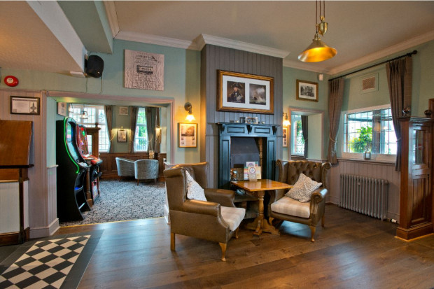 Lord Nelson Sutton: Cosy London Road Pub | DesignMyNight
