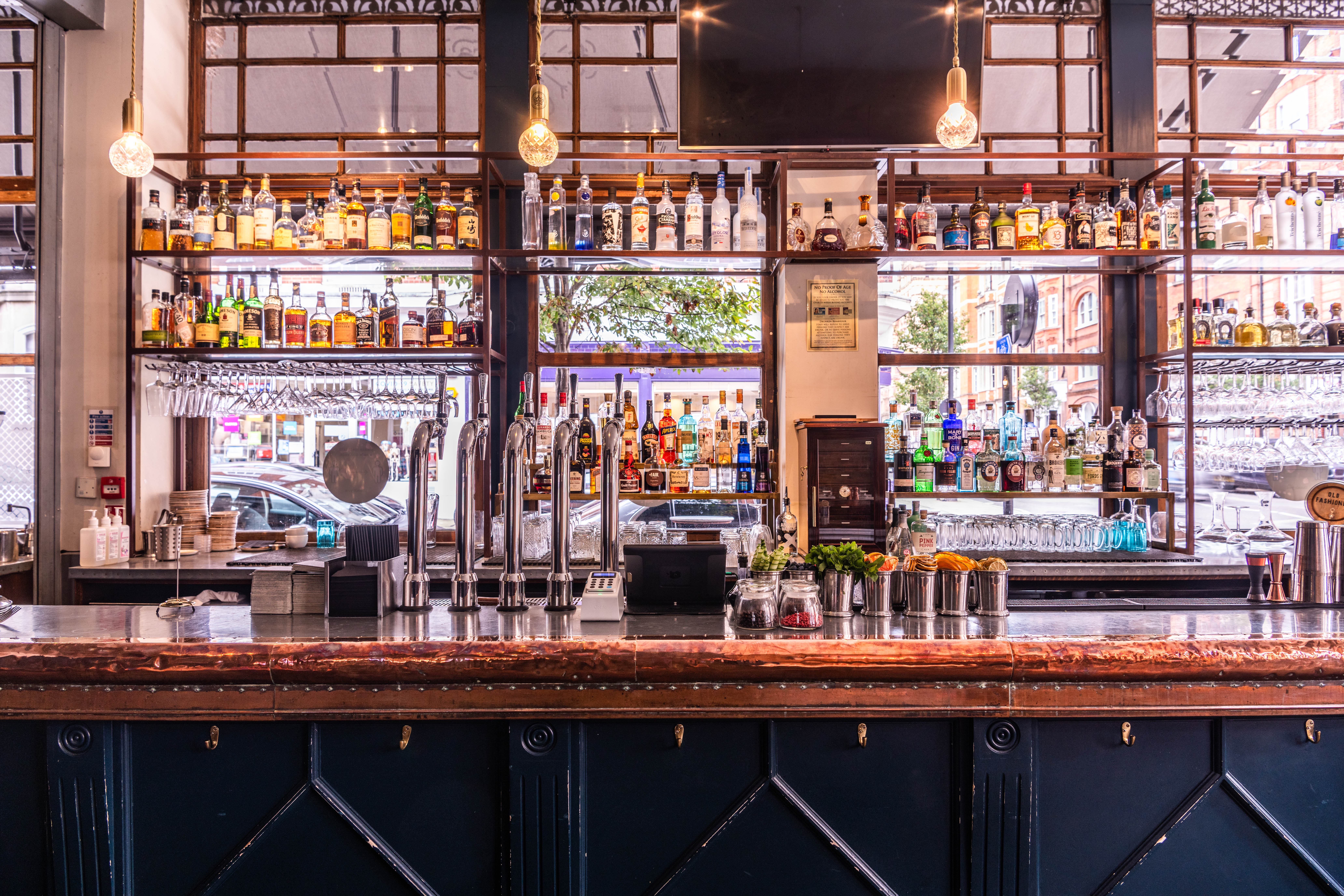 The Cavendish: Fancy Pub Dining in London | DesignMyNight