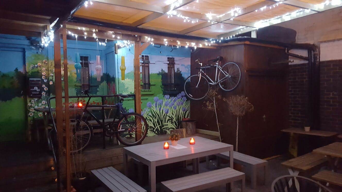 The Old School Yard London Bridge | London Bar Reviews | DesignMyNight