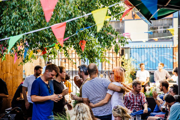 No.51 Stokes Croft: Charming Pub In Bristol | DesignMyNight