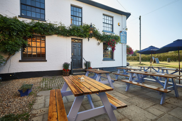 Red Lion Chenies: A Charming Traditional Pub in Buckinghamshire ...