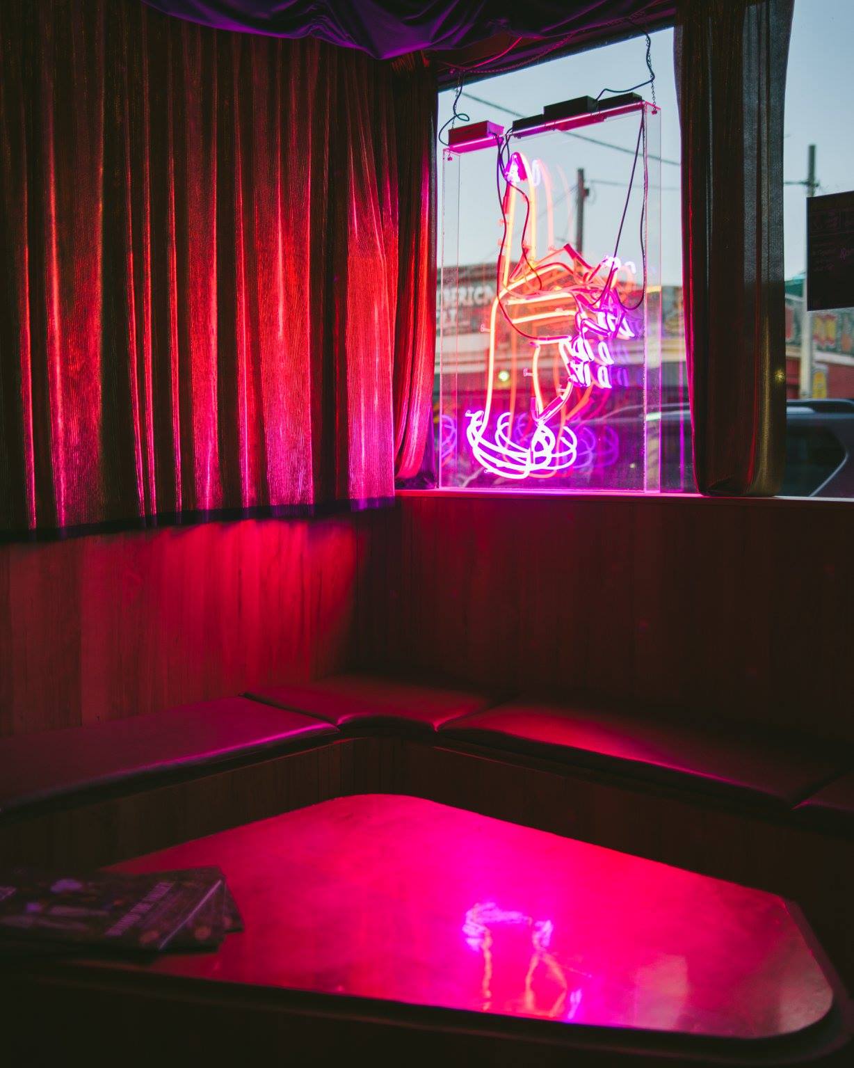 The Shady Lady: Quirky Fitzroy Dive Bar | DesignMyNight