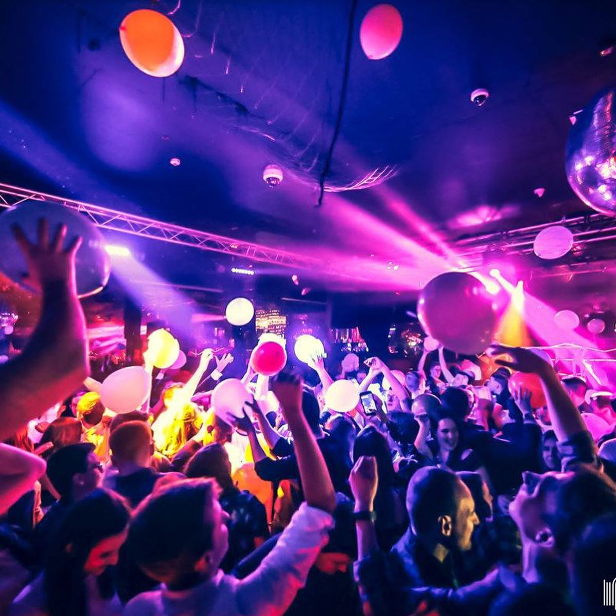 Infernos Opening Month | Clapham, London Clubbing Reviews | DesignMyNight