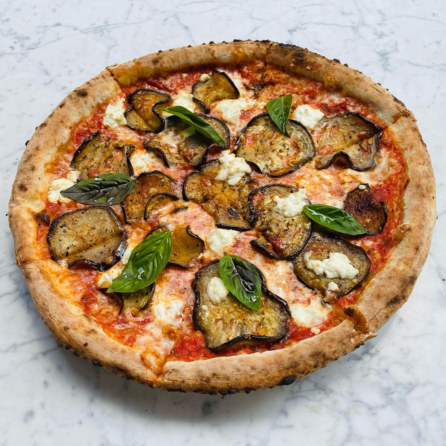 Julius Pizzeria: Delicious Slices in South Brisbane | DesignMyNight