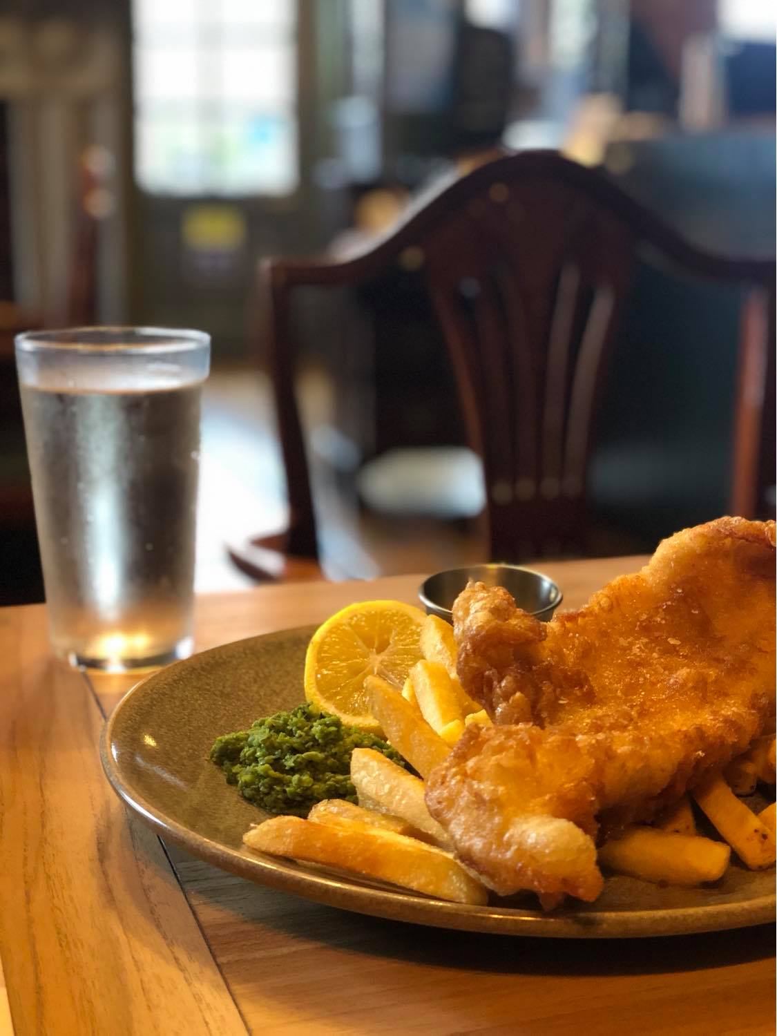 Red Lion Chenies: A Charming Traditional Pub in Buckinghamshire ...
