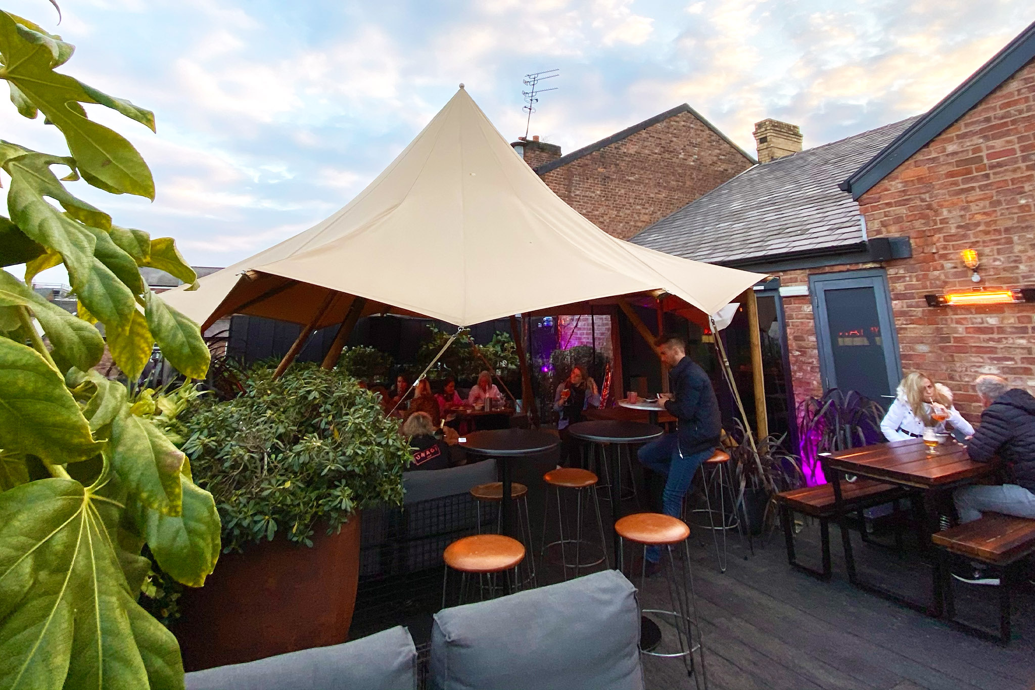 The Con Club: Restaurant And Rooftop in Altrincham | DesignMyNight
