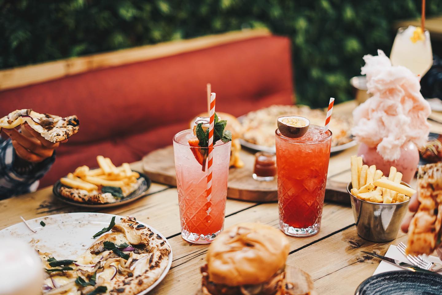 The Laundrette Chorlton Manchester Bar Reviews DesignMyNight the-laundrette-chorlton-manchester-bar-reviews-designmynight