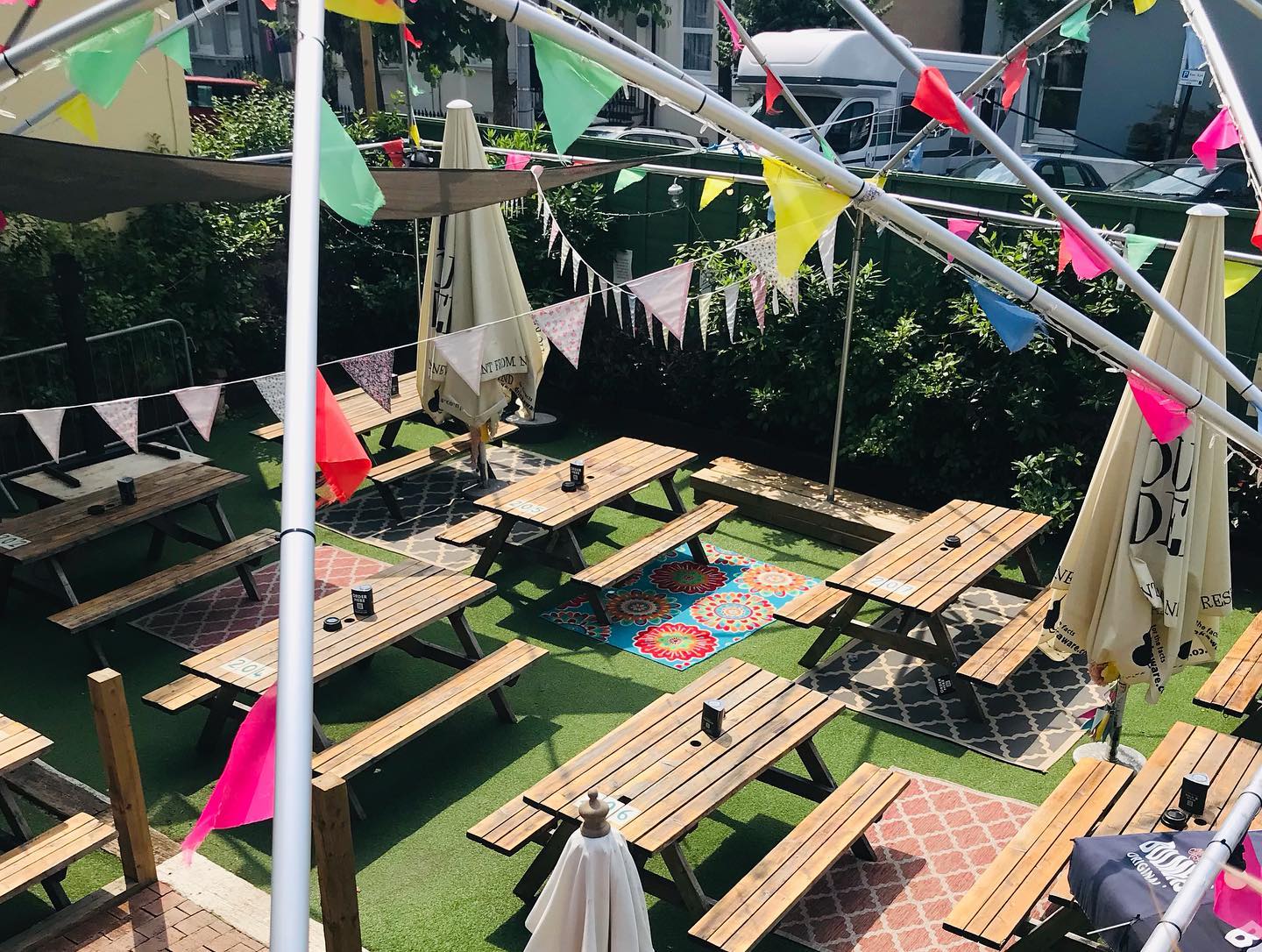 Signalman London Road | Brighton Pub Reviews | DesignMyNight