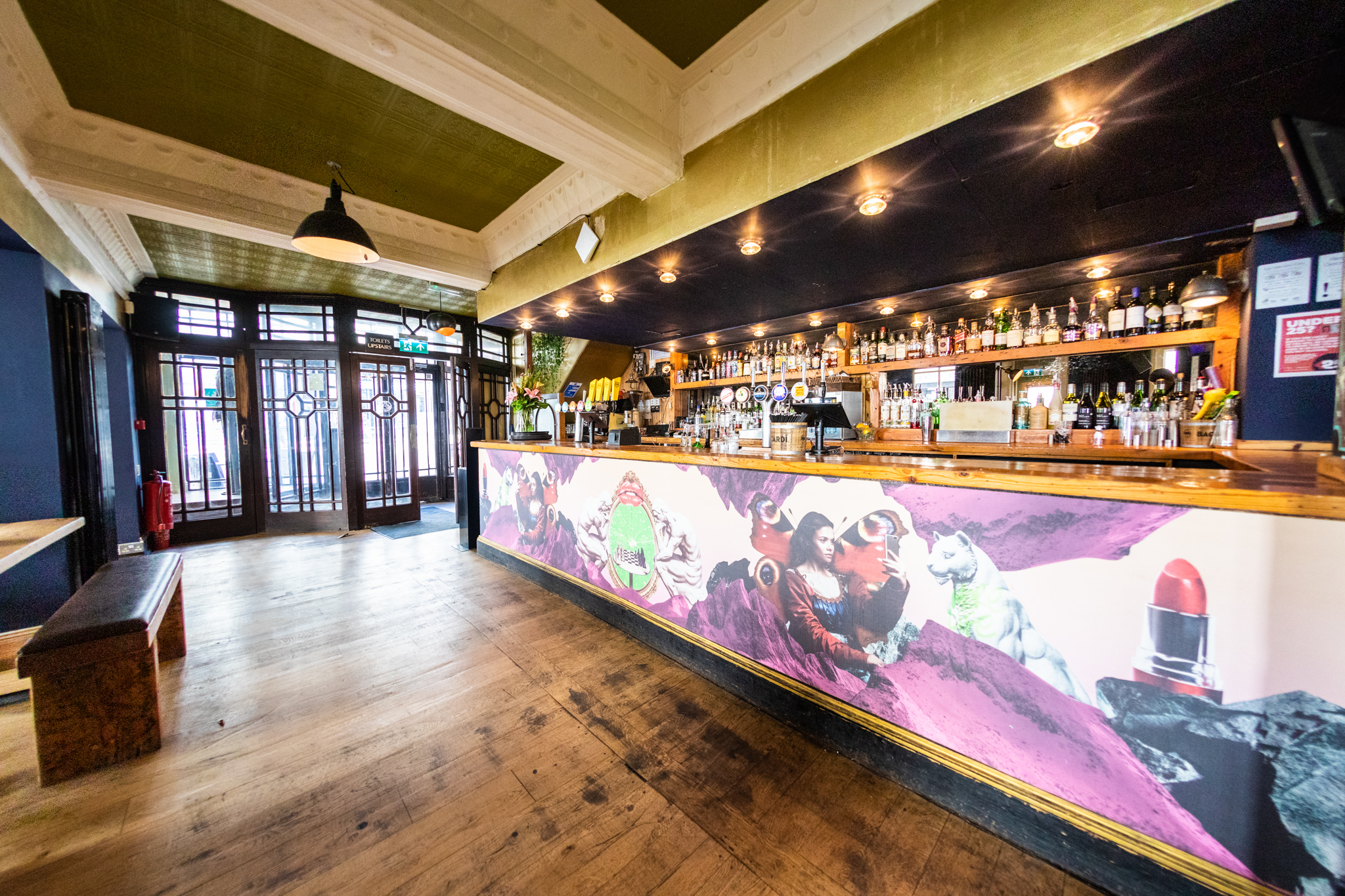 Freemasons | Brighton Bar Review | DesignMyNight