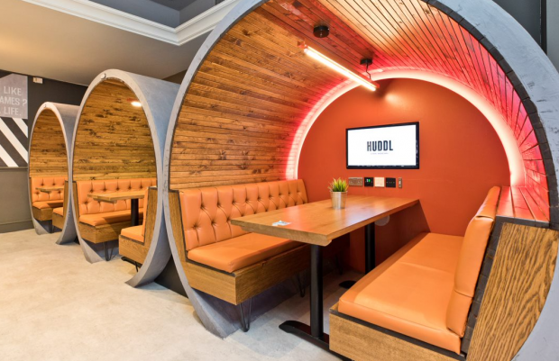 HUDDL: Quirky Sports Bar In Nottingham | DesignMyNight