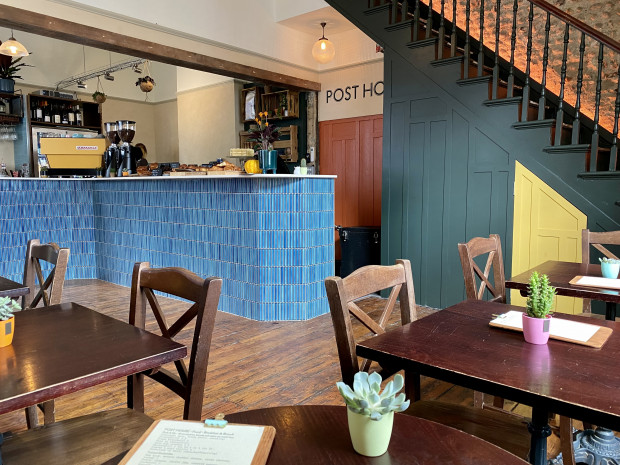 Post House: Brunch & Dinner Spot In The Brighton Lanes | DesignMyNight