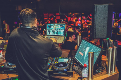 Best Clubs In Leeds | DesignMyNight