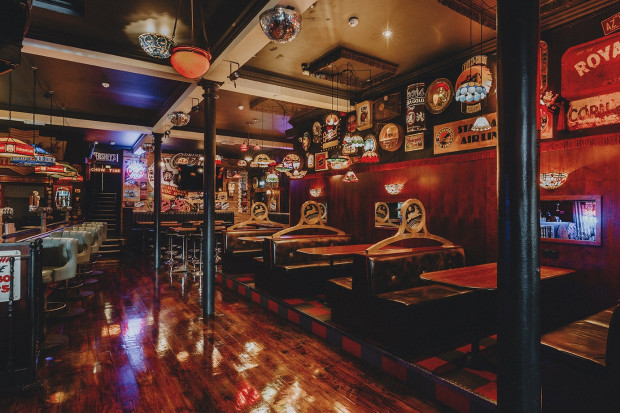 The Blind Rabbit: Famous New York Style Bar In Nottingham | DesignMyNight
