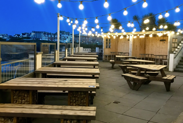 Belushi's Newquay: Fun Beach Bar In Cornwall | DesignMyNight