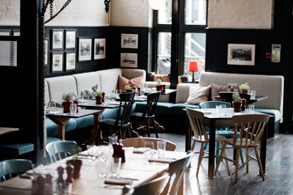 Reading: Incredible Bars, Restaurants, Pubs + Experiences | DesignMyNight