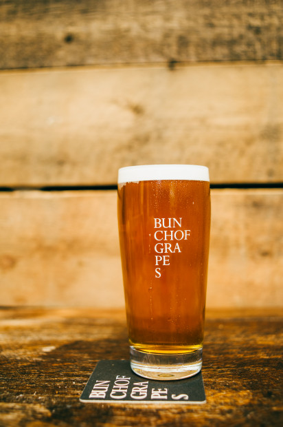 Bunch of Grapes: Pontypridd Ale & Beer Bar | DesignMyNight