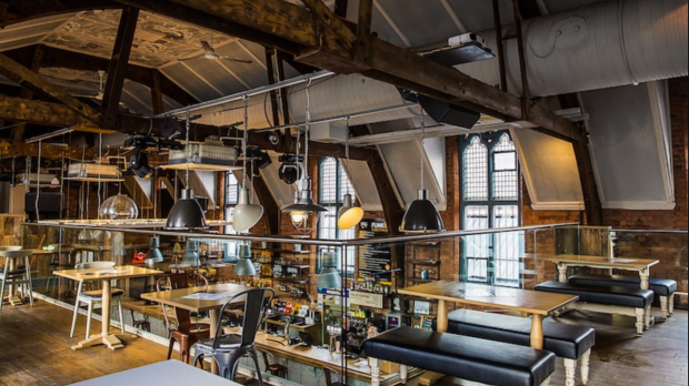 256 Wilmslow Road Fallowfield | Manchester Bar Reviews | DesignMyNight