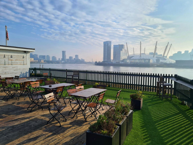 The Gun Canary Wharf Pub Docklands East London Reviews | DesignMyNight