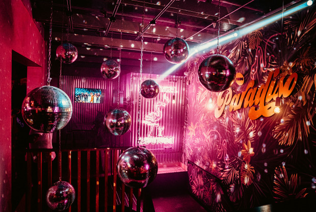 Modo Liverpool: Fun Concert Square Party Bar | DesignMyNight