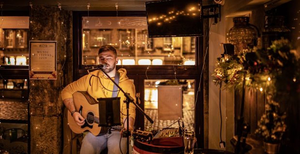 Live Music | Old Town, Edinburgh Live Music Reviews | DesignMyNight