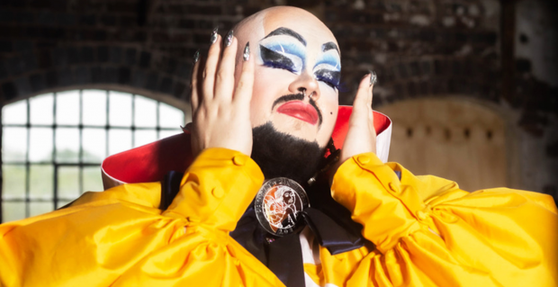 Fatt Butcher: BIG FATT SONGBOOK | Cambridge Theatre/Arts Reviews ...