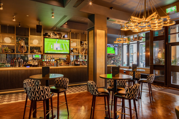 Goldwood Pub & Kitchen: Moorgate Sports Bar | DesignMyNight