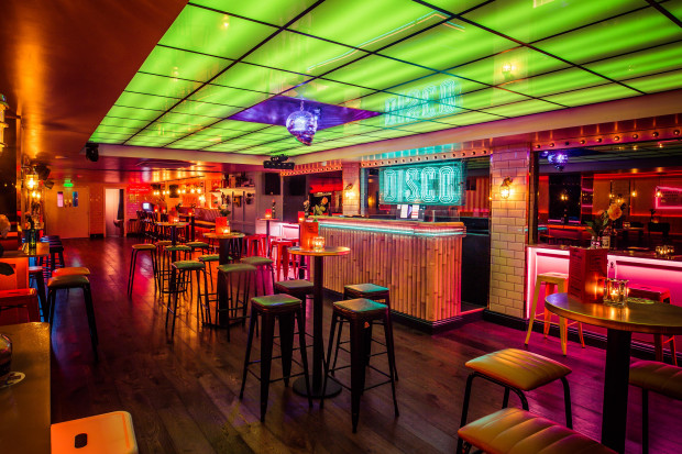 Simmons: Holborn Cocktail Hours & Party Bar | DesignMyNight