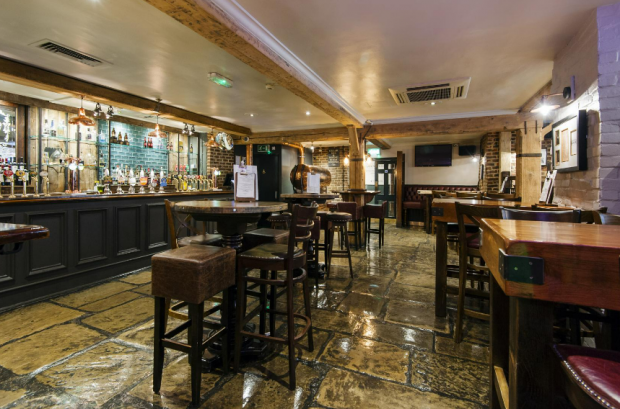 Sir Christopher Hatton | London Bar Reviews | DesignMyNight