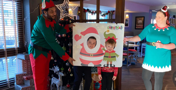Breakfast with Santa’s | UK Christmas Themed Reviews | DesignMyNight