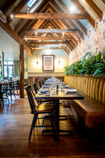 Riwaz by Atul Kochhar: Indian Restaurant In Beaconsfield | DesignMyNight