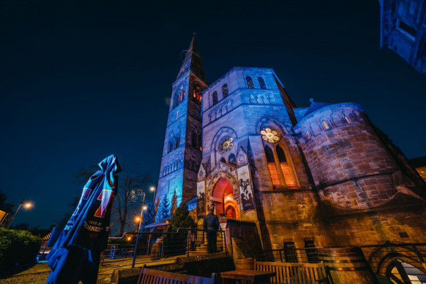 Oran Mor: Quirky Church, Bar, Restaurant & Venue In Glasgow | DesignMyNight