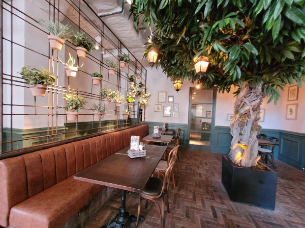 The Botanist: Beautiful Restaurant In Ipswich | DesignMyNight