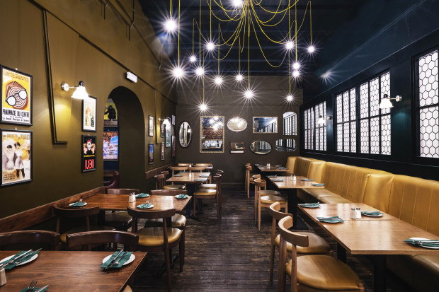 Auberge: French Restaurant In Waterloo With A View | DesignMyNight