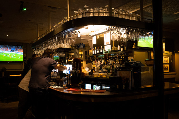 The Sydney Arms: Top Chelsea Football Pub | DesignMyNight