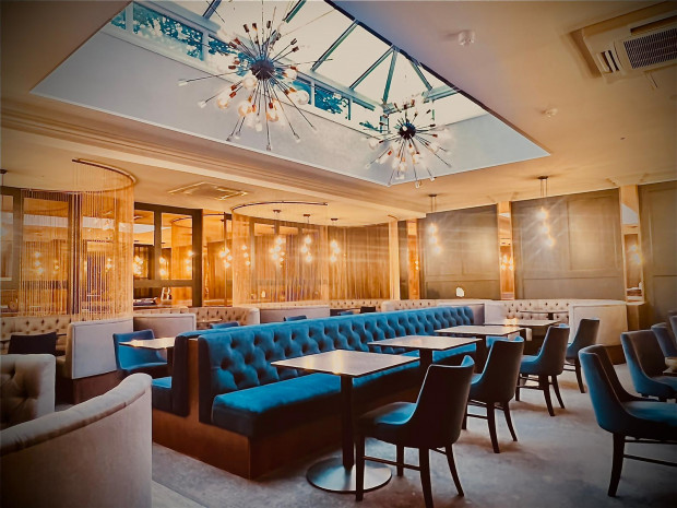 E Eighteen: Top South Woodford Restaurant | DesignMyNight